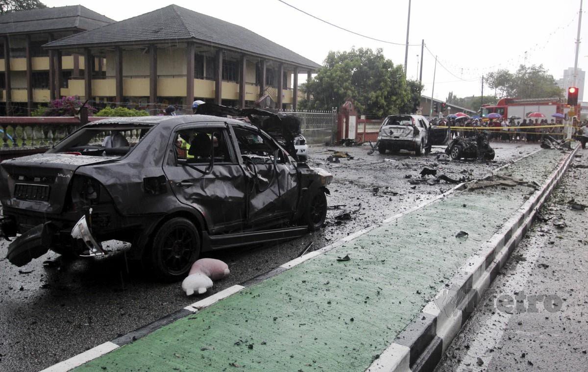 Kereta meletup: ‘Saya lihat asap, percikan api sebelum berlaku letupan ...