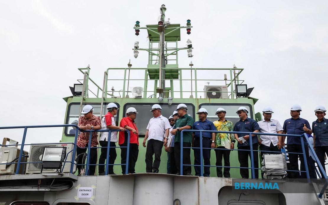 RM192 Juta Untuk Naik Taraf Pelabuhan Chendering – Mohamad – Manisfm